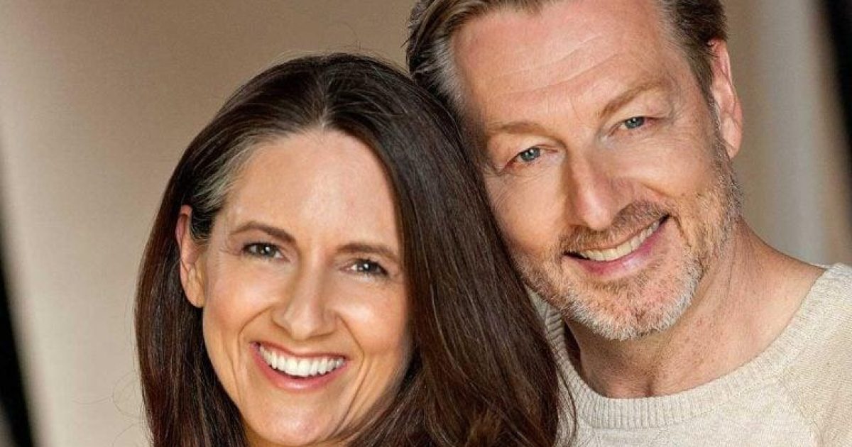 Ian & Deborah - Couples | PHA