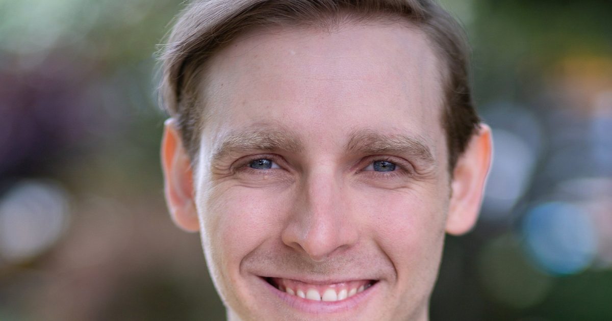 Daniel Bradford - Icon Actors | PHA